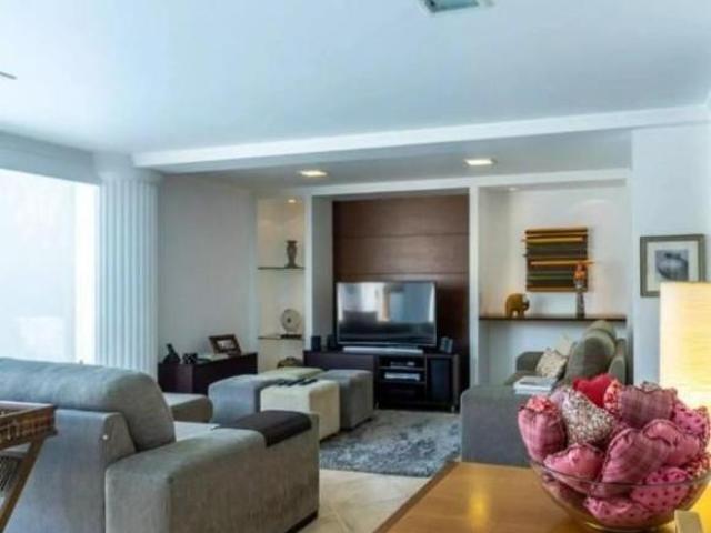 Casa em Alphaville, Santana de Parnaíba/SP de 320m² 4 quartos à venda por R$ 2.800.000,00
