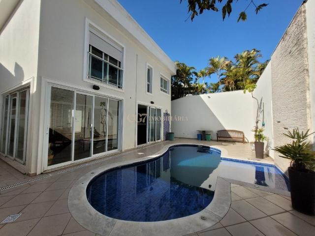 Casa em Alphaville, Santana de Parnaíba/SP de 400m² à venda por R$ 3.399.000,00