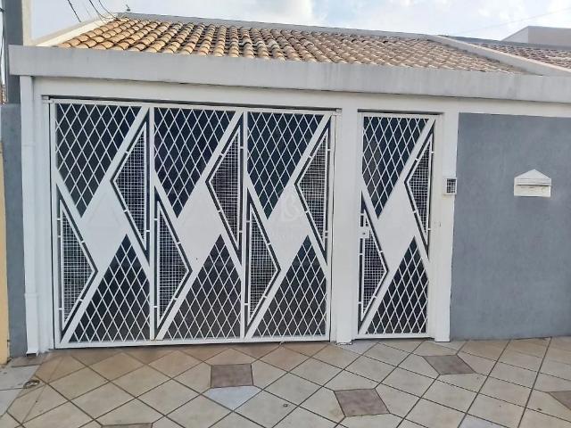 Casa em Alto Cafezal, Marília/SP de 0m² 2 quartos para locação R$ 2.200,00/mes