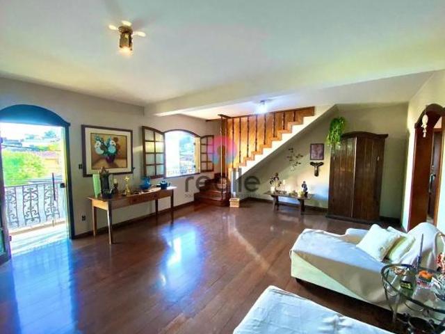 Casa em Alto Caiçaras, Belo Horizonte/MG de 368m² 5 quartos à venda por R$ 1.201.100,00