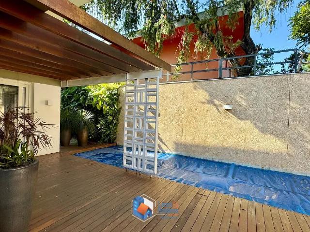 Casa em Alto de Pinheiros, São Paulo/SP de 398m² 4 quartos à venda por R$ 5.399.000,00