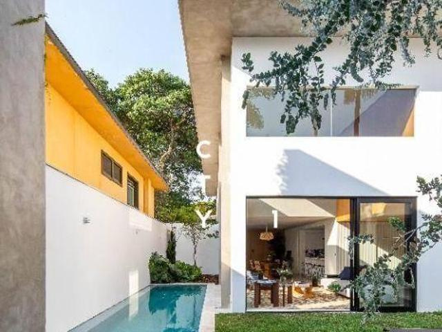 Casa em Alto de Pinheiros, São Paulo/SP de 326m² 3 quartos à venda por R$ 7.920.000,00