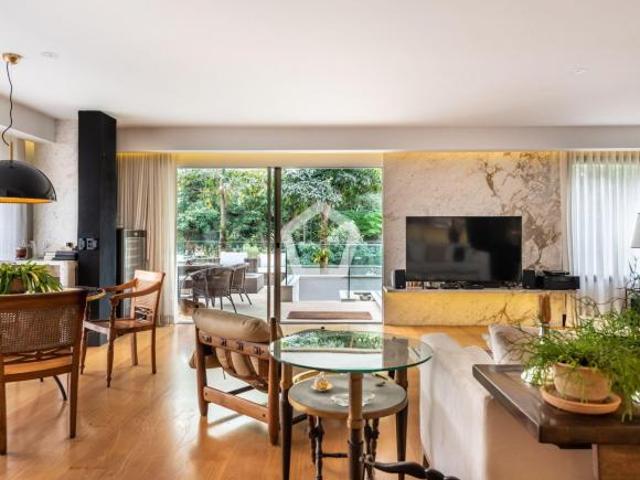 Casa em Alto de Pinheiros