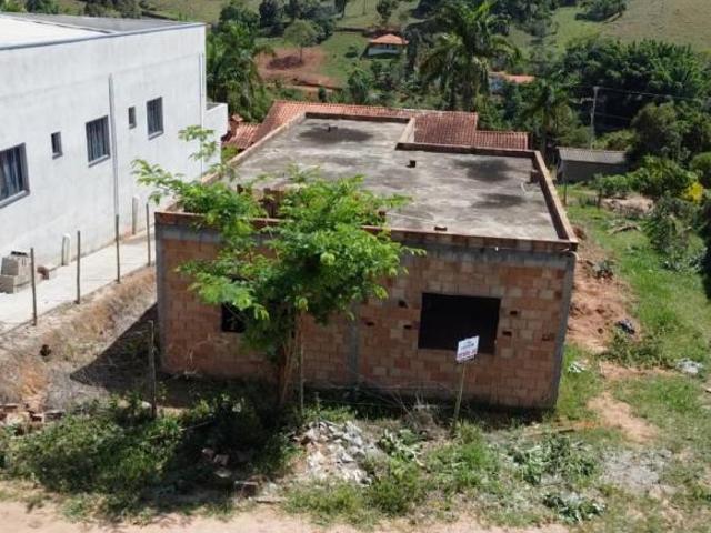 Casa em alvenaria, no Japão Grande, Carmópolis de Minas M.G