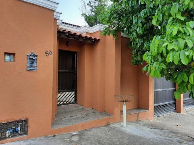 Casa em Americana