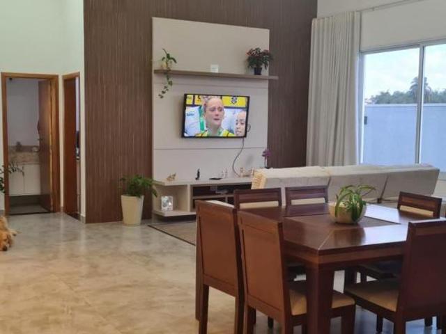 Casa em Americana