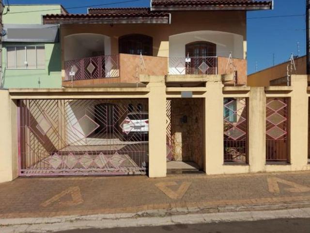 Casa em Americana