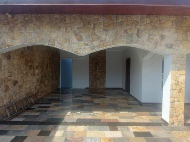Casa em Americana