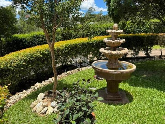 Casa em amplo terreno de 2.396,64m²