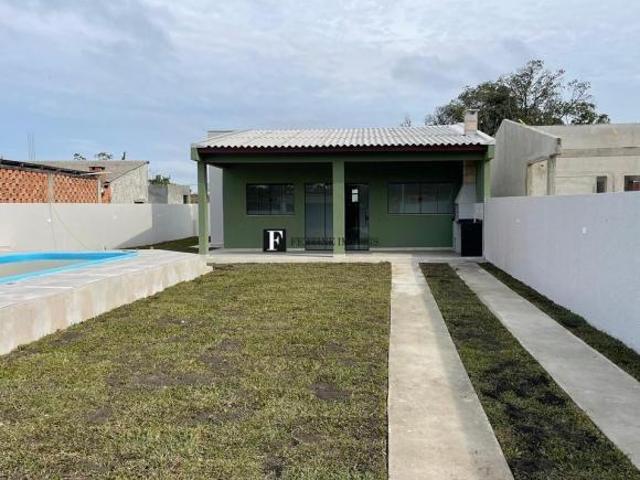 Casa em amplo terreno e piscina Pontal do Paraná