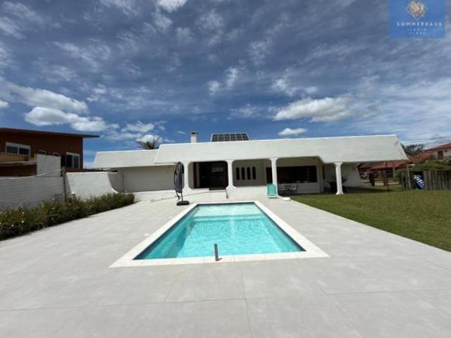 Casa em Amplo terreno em Atlântida, Xangri Lá
