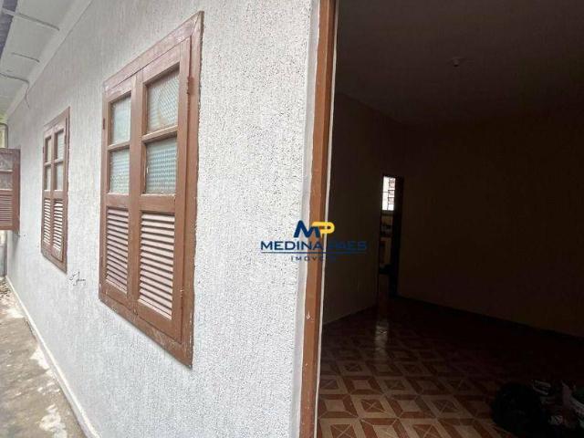 Casa em Antonina, São Gonçalo/RJ de 60m² 2 quartos à venda por R$ 159.900,00