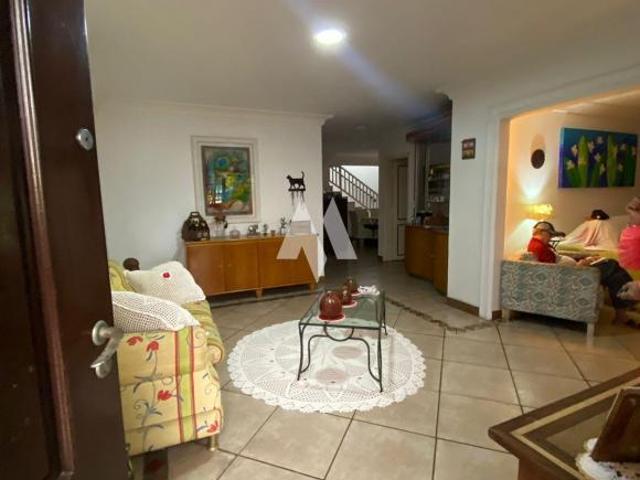 Casa em Aparecida, Santos/SP de 200m² 5 quartos à venda por R$ 1.390.000,00
