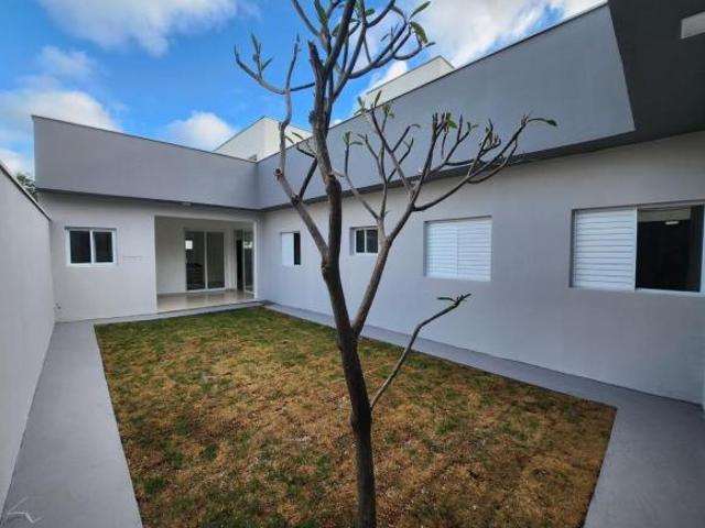 Casa em Aparecidinha, Sorocaba/SP de 175m² 3 quartos à venda por R$ 1.250.000,00 ou para locação R$