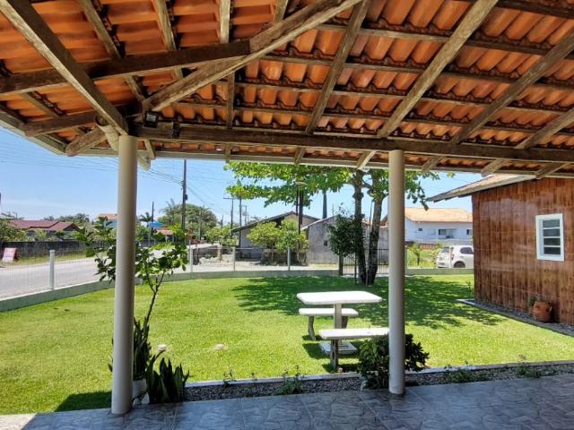 Casa em, Araquari/SC de 150m² 3 quartos à venda por R$ 729.900,00