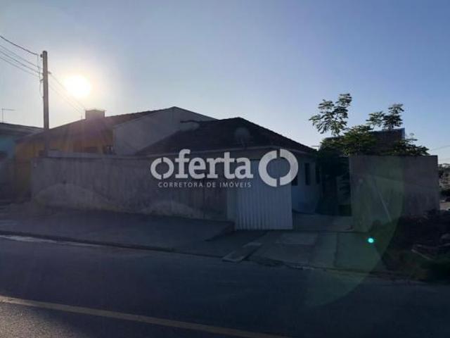 Casa em Araucária / Cachoeira