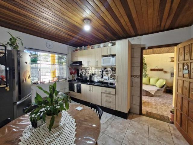 Casa em Araucária / Cachoeira