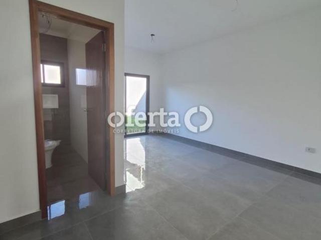Casa em Araucária / Costeira