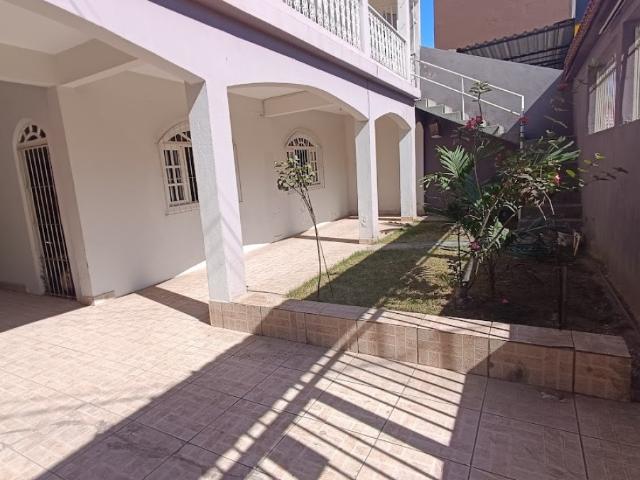 Casa em Aribiri, Vila Velha/ES de 403m² 5 quartos à venda por R$ 749.000,00