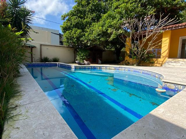 Casa em Buraquinho, Lauro de Freitas/BA de 0m² à venda por R$ 1.499.000,00