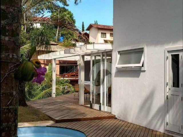 Casa em Badu, Niterói/RJ de 455m² 4 quartos à venda por R$ 1.749.900,00
