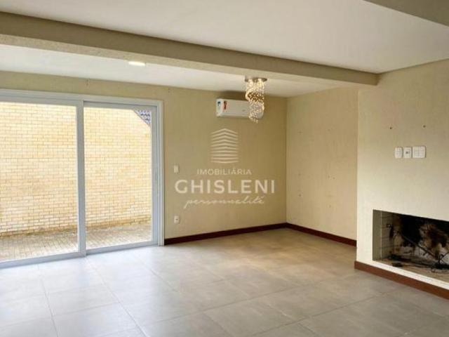 CASA EM BAIRRO NOBRE DE CANELA