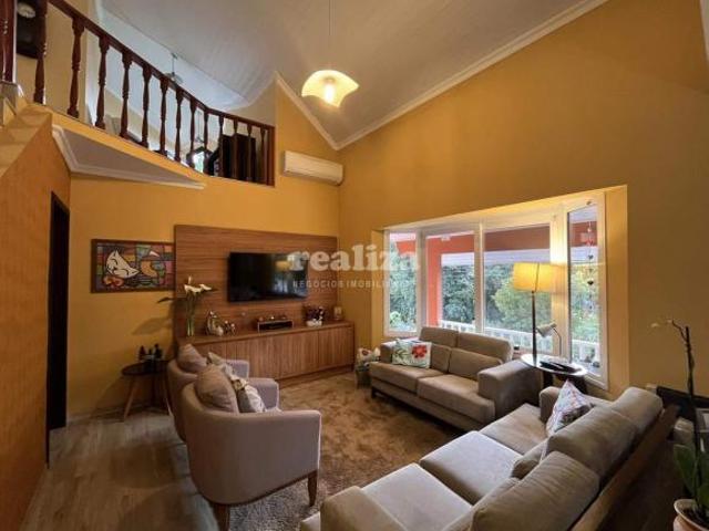 CASA EM BAIRRO RESIDENCIAL DE CANELA