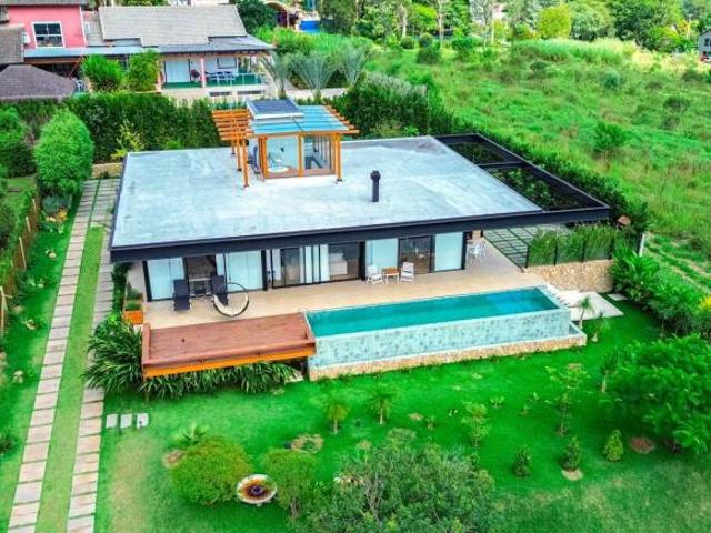 Casa em bairros do Carmo Canguera, São Roque/SP de 265m² 2 quartos à venda por R$ 2.400.000,00