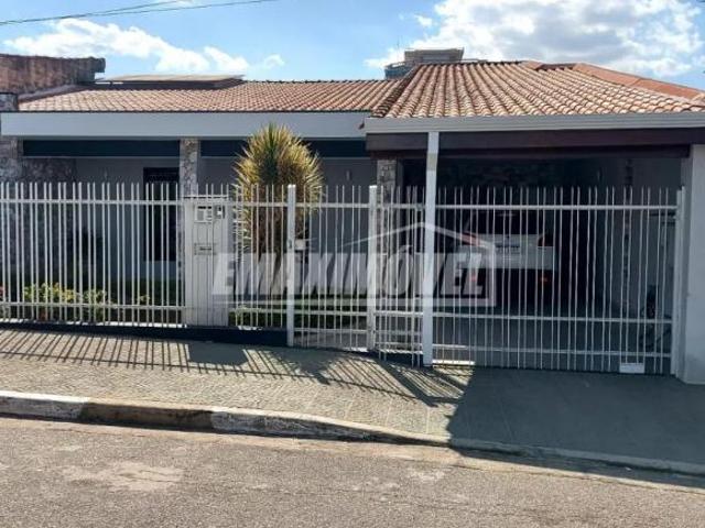 Casa em Bairros em Votorantim