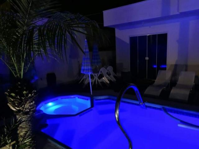 CASA EM BALNEÁRIO CAMBORIÚ PRAIA ESTALEIRINHO