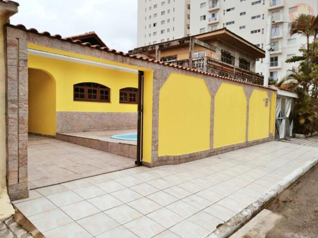 Casa em Balneário Flórida, Praia Grande/SP de 270m² 4 quartos à venda por R$ 949.000,00