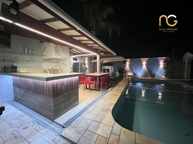 Casa em Balneário Flórida, Praia Grande/SP de 200m² 4 quartos à venda por R$ 989.900,00