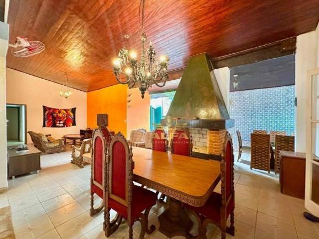 Casa em Balneario Praia do Perequê, Guarujá/SP de 200m² 5 quartos à venda por R$ 850.000,00