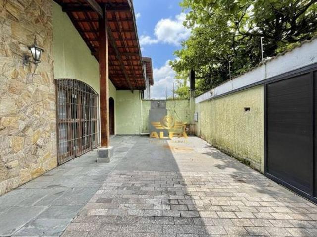 Casa em Balneário Praia do Pernambuco, Guarujá/SP de 280m² 3 quartos à venda por R$ 750.000,00