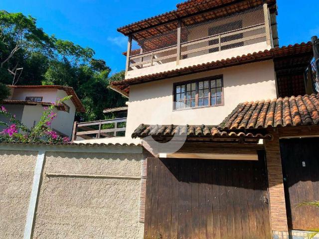 Casa em Baldeador, Niterói/RJ de 300m² 3 quartos à venda por R$ 549.900,00