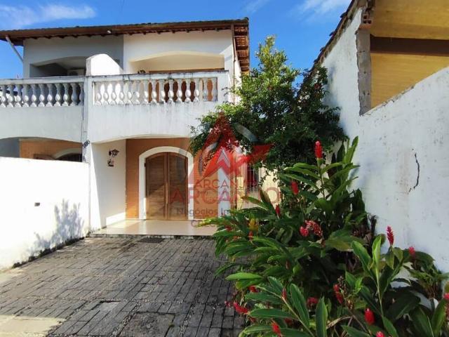 Casa em Barra da Lagoa, Ubatuba/SP de 178m² 3 quartos à venda por R$ 639.900,00