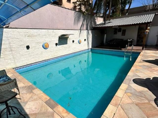 Casa em Barra da Tijuca, Rio de Janeiro/RJ de 720m² 5 quartos à venda por R$ 3.999.900,00