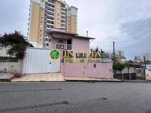 Casa em Barreiros, São José/SC de 0m² 3 quartos à venda por R$ 979.900,00