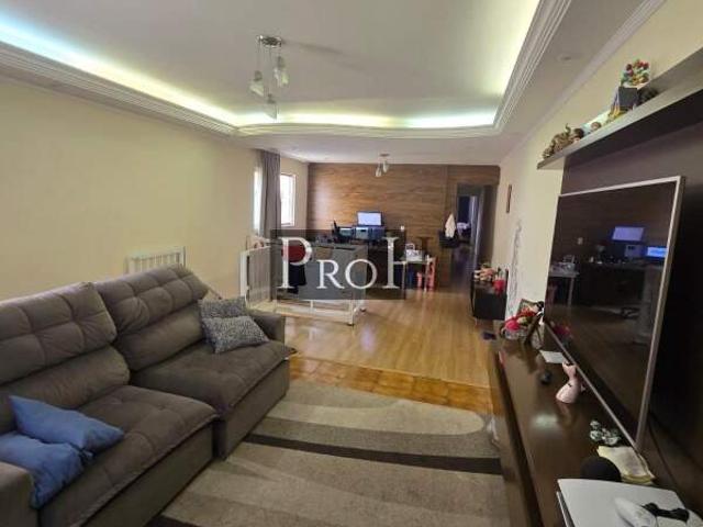 Casa em Batistini, São Bernardo do Campo/SP de 232m² 3 quartos à venda por R$ 849.900,00