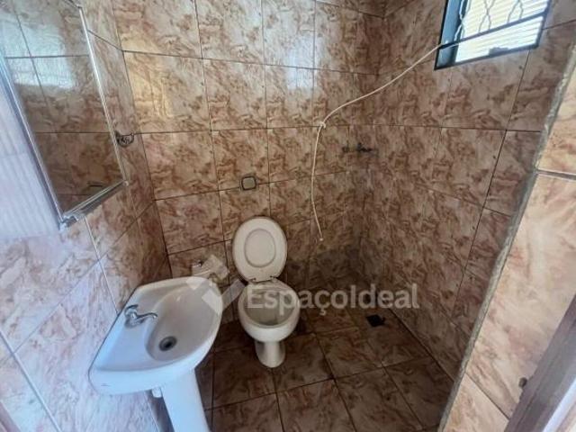 Casa em Bauru com 2 Quartos e 3 Vagas