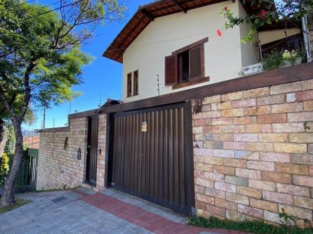 Casa em Belvedere, Belo Horizonte/MG de 383m² 4 quartos à venda por R$ 3.600.000,00