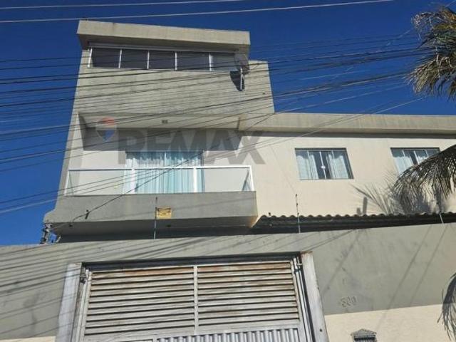 Casa em Belvedere, Divinópolis/MG de 360m² 6 quartos à venda por R$ 900.000,00