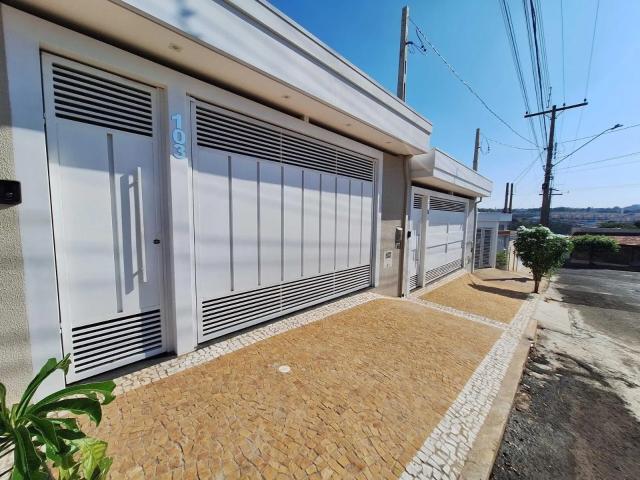 Casa em Betel, Marília/SP de 125m² 3 quartos à venda por R$ 439.000,00