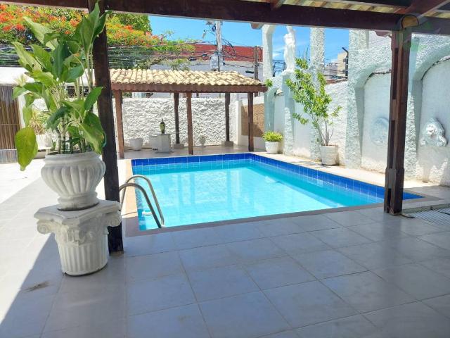Casa em Boa Viagem, Recife/PE de 337m² 5 quartos à venda por R$ 1.599.000,00