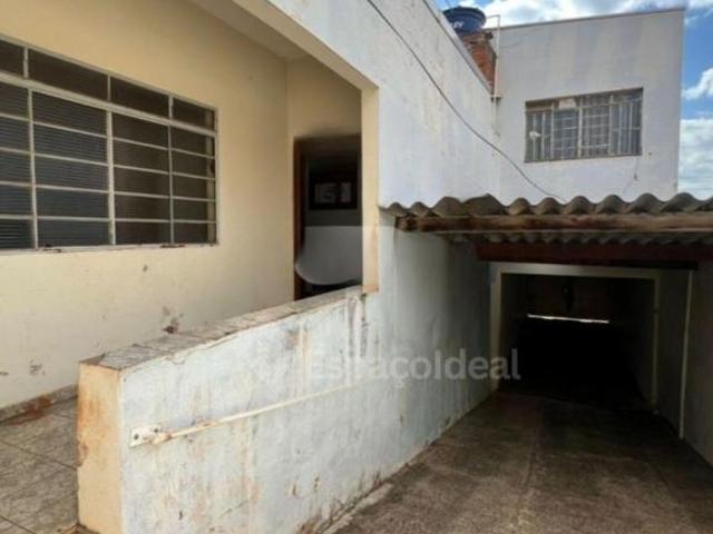 Casa em boa localização
