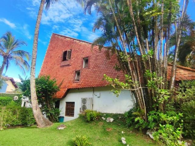 Casa em Boiçucanga, São Sebastião/SP de 350m² 7 quartos à venda por R$ 3.499.900,00