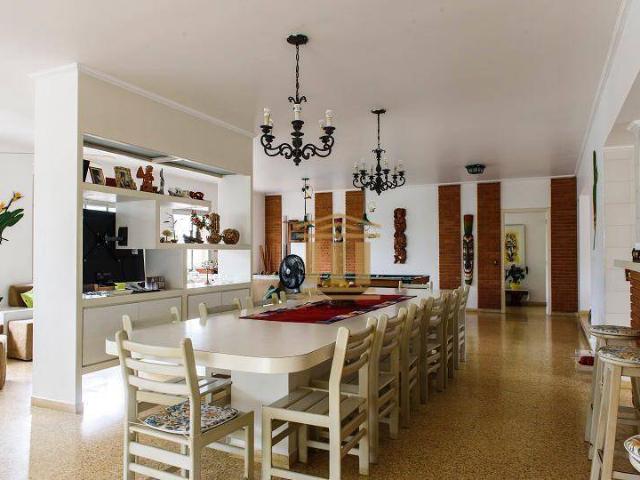 Casa em Boiçucanga, São Sebastião/SP de 586m² 6 quartos à venda por R$ 1.999.900,00