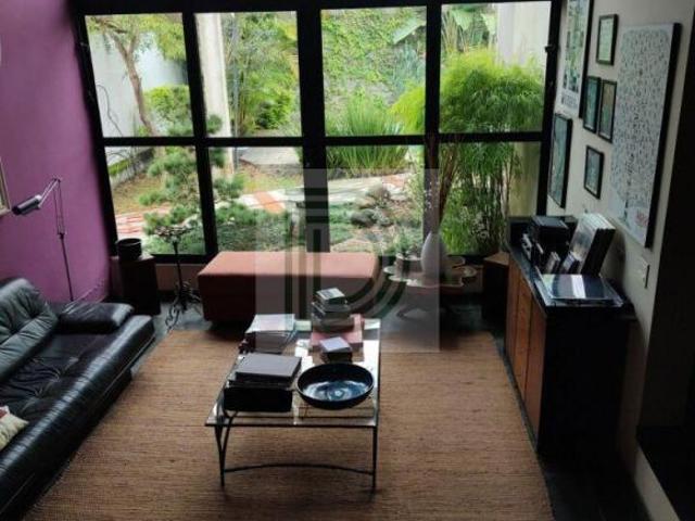 Casa em bolsão no Butantã, excelente localização, próximo ao Metrô Butantã
