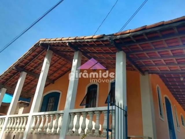 Casa em Bom Retiro, São José dos Campos/SP de 282m² 3 quartos à venda por R$ 700.000,00