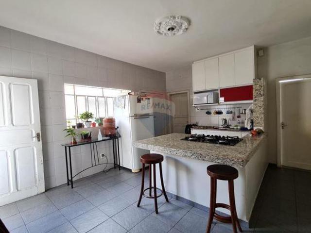 Casa em Bonfim, Belo Horizonte/MG de 314m² 6 quartos à venda por R$ 700.000,00